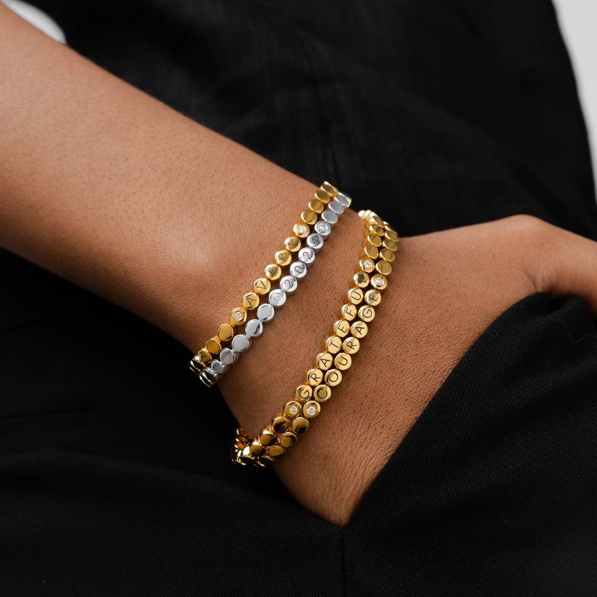 Engraved Dot Bracelet with Diamonds - 14K Solid Gold - Oak & Luna