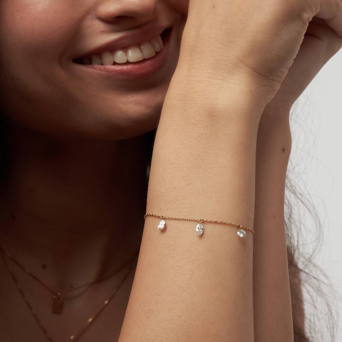 Personalized Capri Floating Diamond Bracelet - Gold Vermeil - Oak & Luna