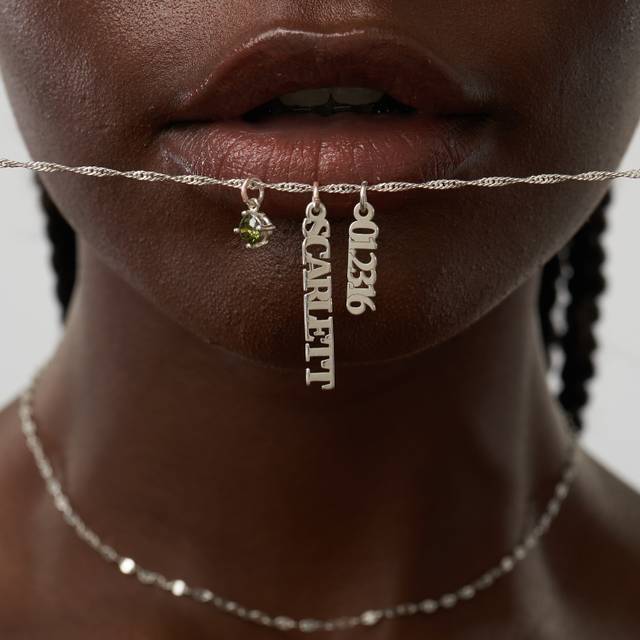 Singapore Chain Name Necklace With 0.3 Ct Fancy Diamond - Silver - Oak ...