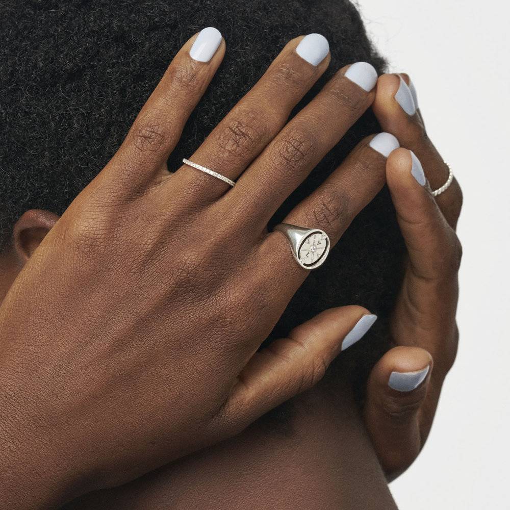 Shop Custom Ladies Signet Rings in Gold & Silver - Oak & Luna